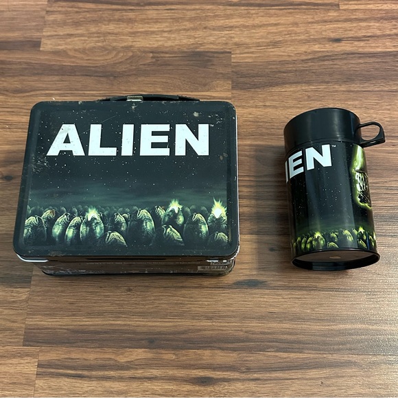 Vintage | Other | Vtg 203 Alien Tin Lunchbox Thermos | Poshmark